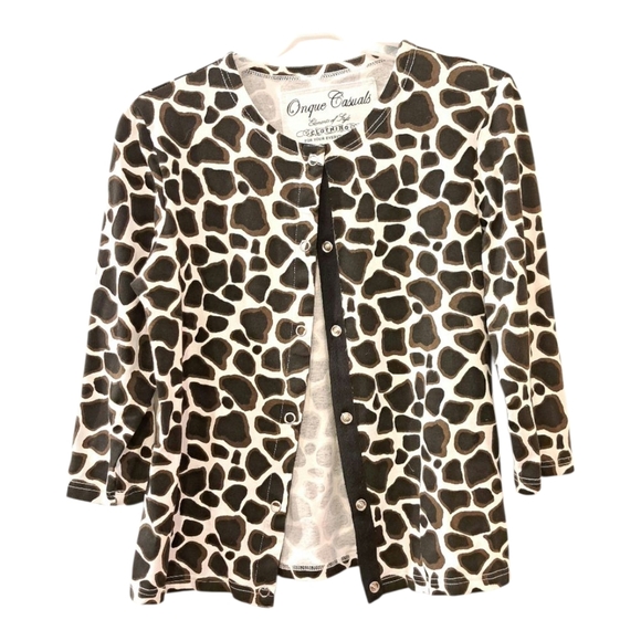 Onque Casuals | Tops | Onque Casuals Women Top Black Brown And White ...